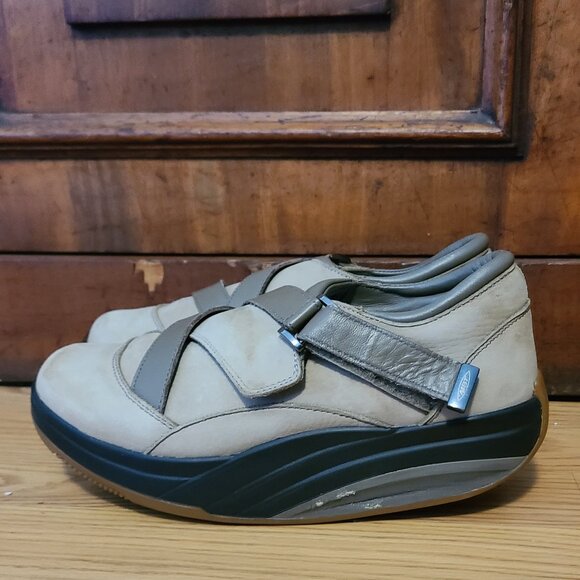 MBT | Shoes | Mbt Rocking Walking Shoes Fullcoverage Leather Uppers ...